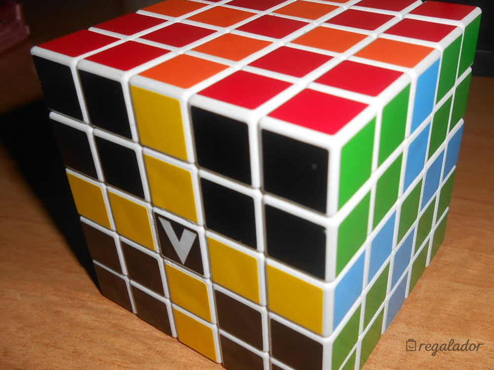 V-Cube: la evolución del cubo de Rubik en Regalador.com